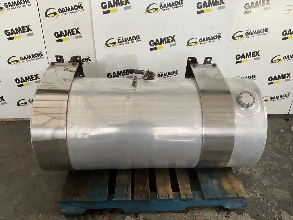 Used KENWORTH T800 Fuel Tank for sale | St. Paul-de-L'lle-aux-Noix ...