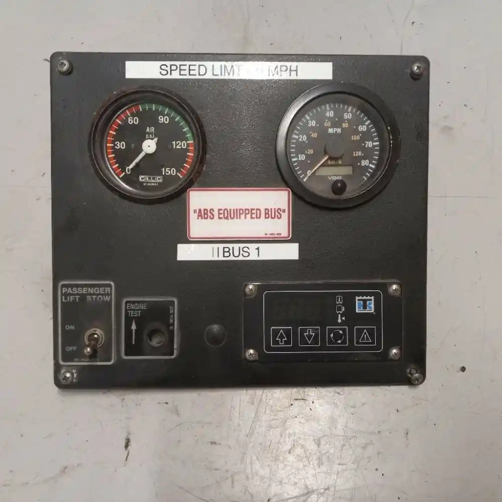 Used 2001 GILLIG Low Floor Bus Instrument Cluster for sale | Big lake ...