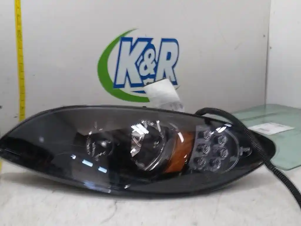 Used 2020 INTERNATIONAL RH613 Headlamp Assy for sale | Holland Michigan ...