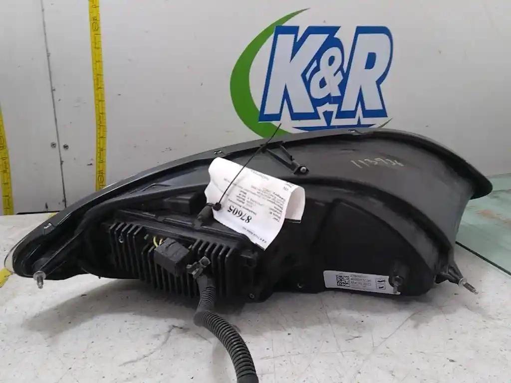 Used 2020 INTERNATIONAL RH613 Headlamp Assy for sale | Holland Michigan ...