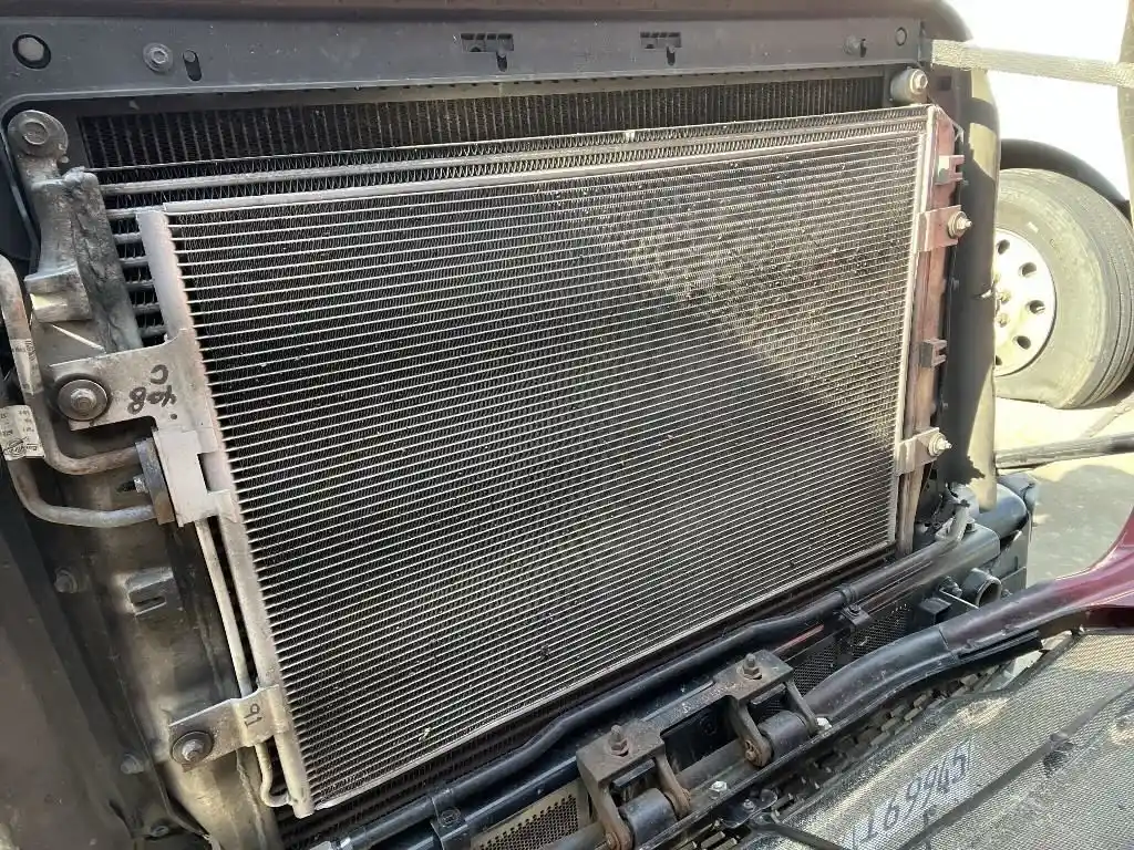 Used 2019 FREIGHTLINER CASCADIA A/C Condenser for sale | Crandall Texas ...