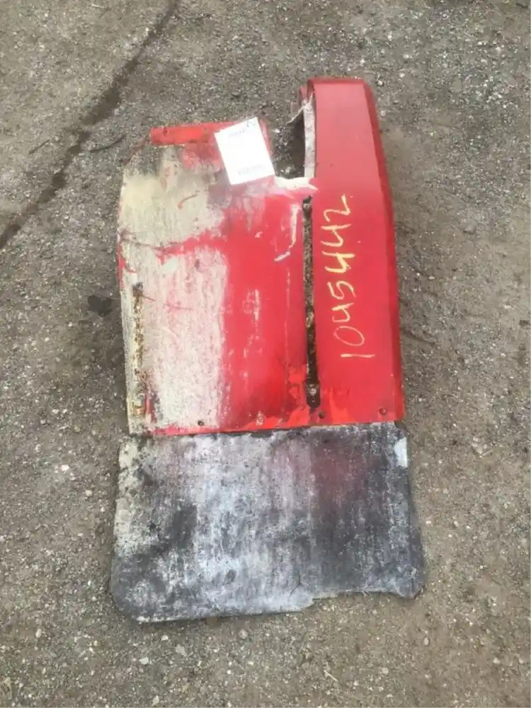 Used 1988 AUTOCAR ACL Fender Extension for sale | Fitchburg ...