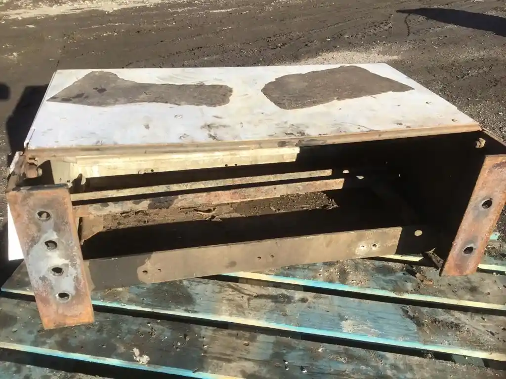 Used 2007 FREIGHTLINER M2 Battery Box for sale | Fitchburg ...