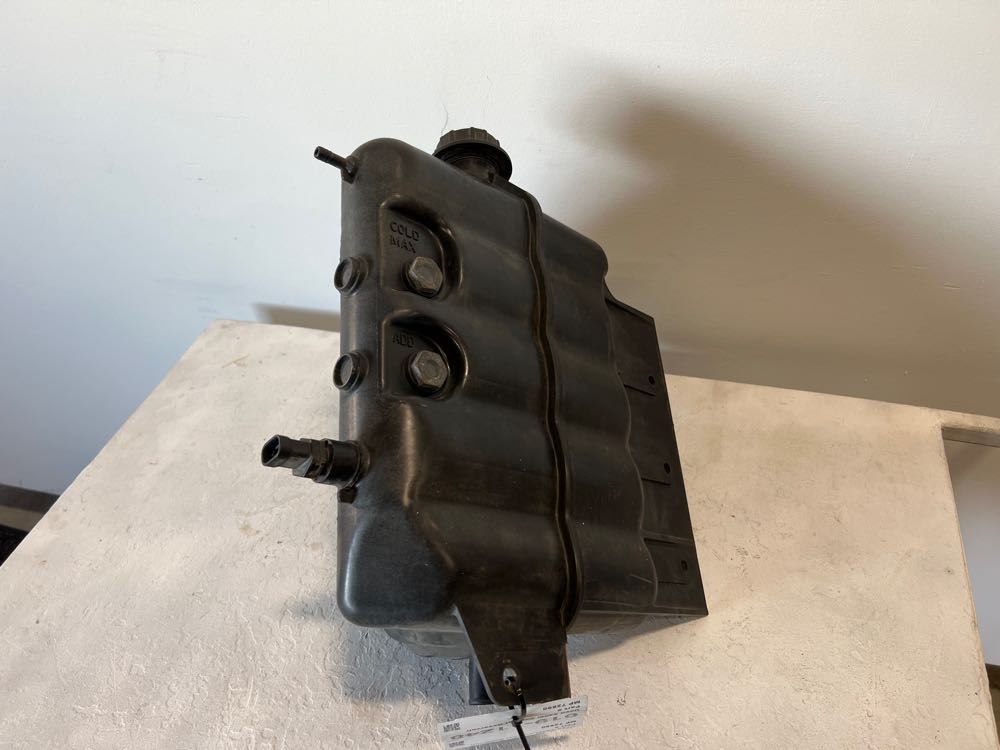 Used 2006 International 9400i Coolant Reservoir for sale | Dorr ...