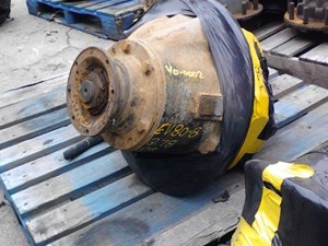 New and Used Volvo EV80B Rear Rears (Tandem Rear or Single) for sale | TPI