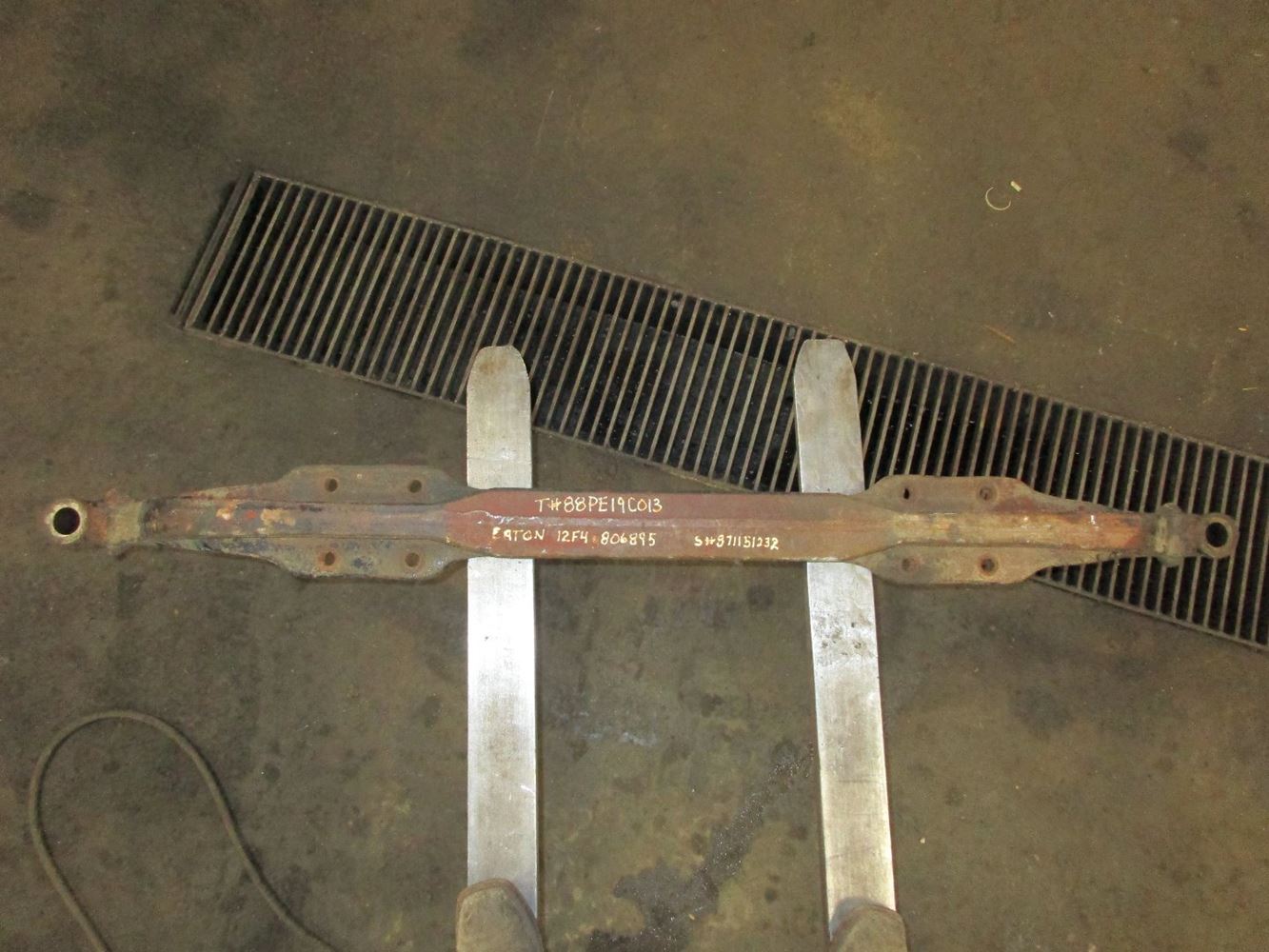 Used 1988 Eaton Front Drive Steer Axle for sale | Chamberlain South ...