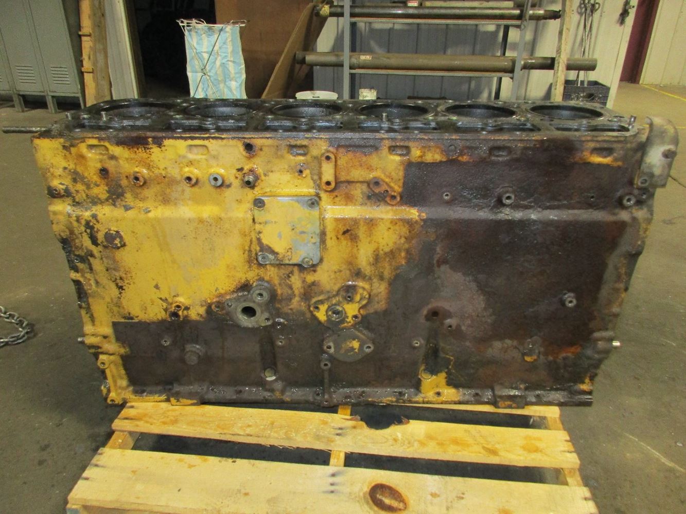 Used, Recycled, New, and Aftermarket Heavy Duty Truck Parts