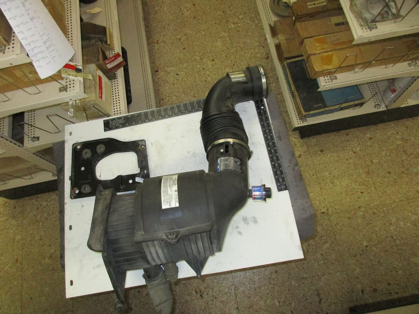 Used 2007 GMC Sierra Air Cleaner for sale | Chamberlain South Dakota ...