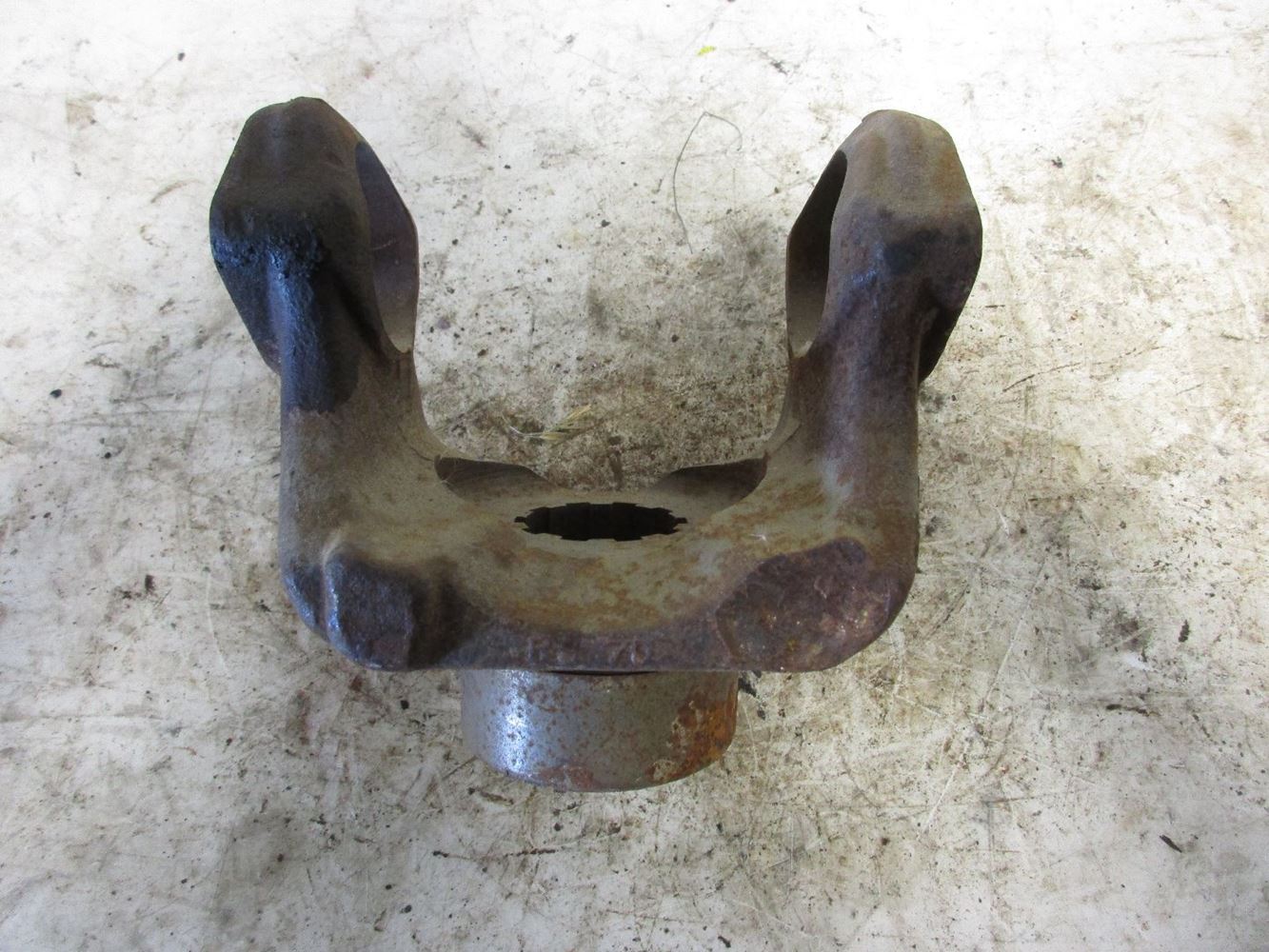 Used Meritor/Rockwell Transmission Yoke for sale | Chamberlain South ...