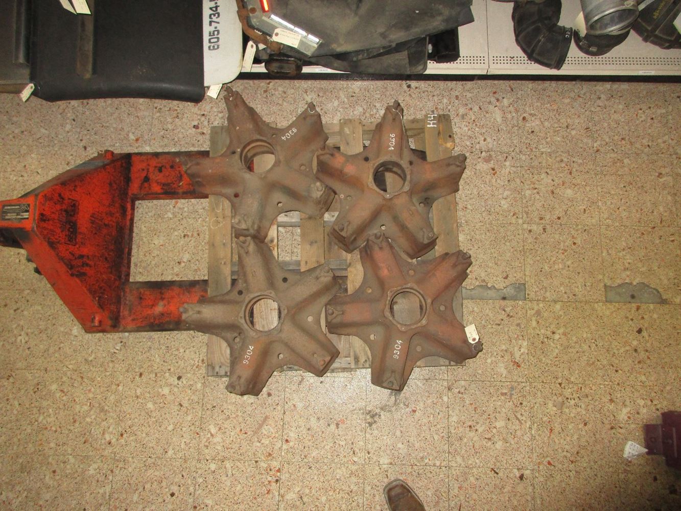 Used, Recycled, New, and Aftermarket Heavy Duty Truck Parts