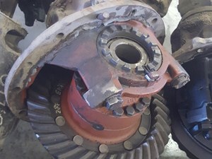 New and Used Meritor/Rockwell SQHD Rear Rears (Tandem Rear or Single ...