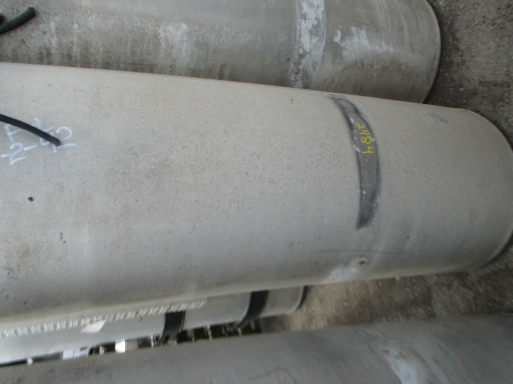 Used 1999 FREIGHTLINER FLD120 Fuel Tank for sale | Enfield Connecticut ...