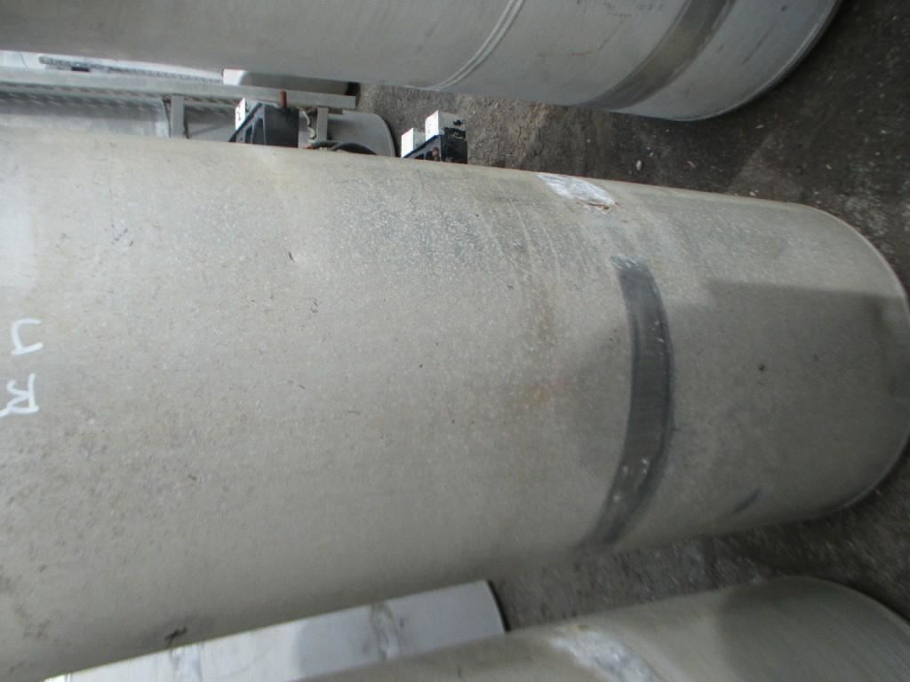 Used 1999 FREIGHTLINER FLD120 Fuel Tank for sale | Enfield Connecticut ...