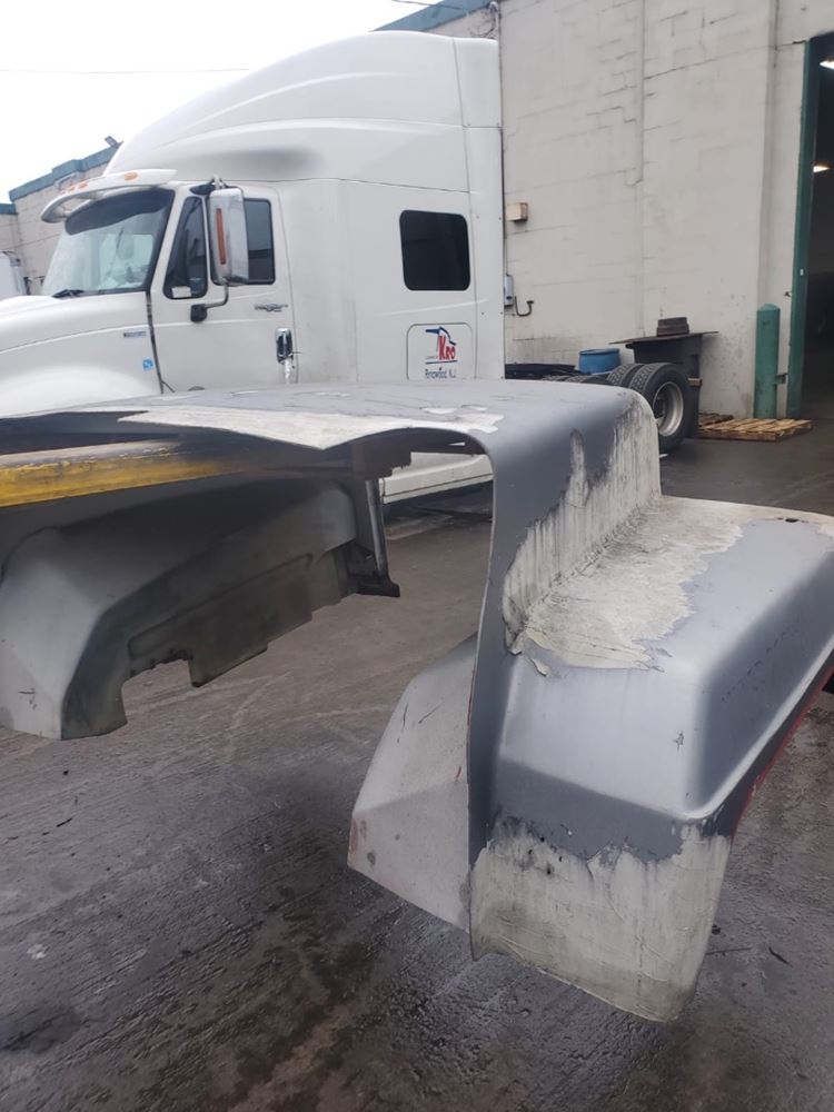 Used 1991 Mack RD688S Hood for sale | Newark New Jersey United States ...