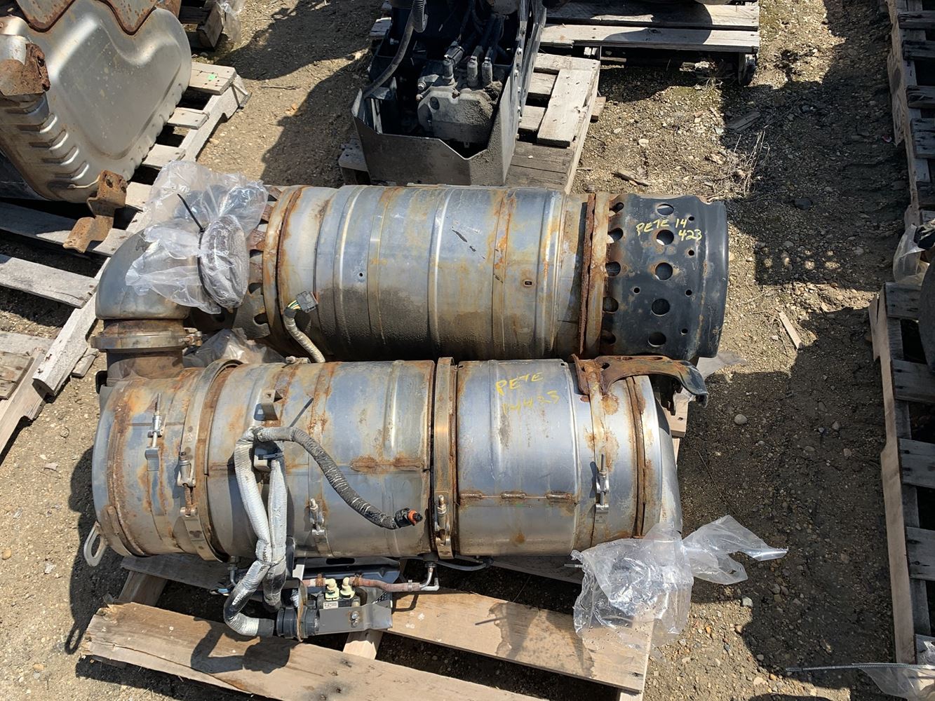 Used 2014 Peterbilt 579 Diesel Particulate Filter (DPF) for sale ...