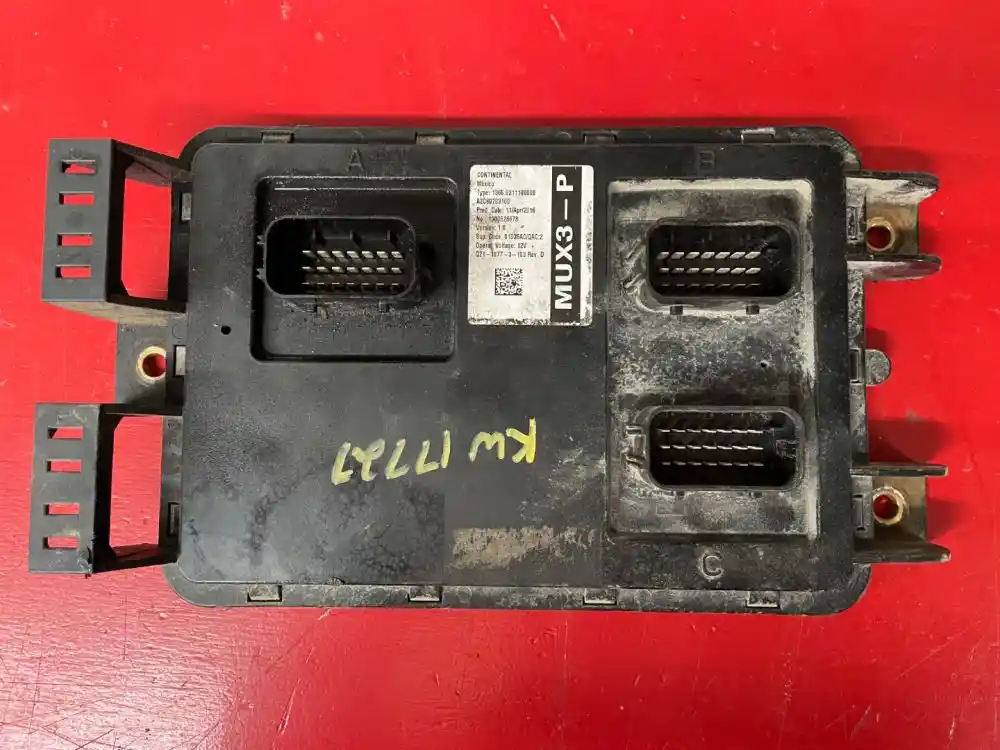 Used 2017 Kenworth T680 Vehicle ECM for sale | Anola Manitoba Canada ...