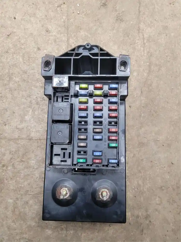 Used, Recycled, New, and Aftermarket Heavy Duty Truck Parts