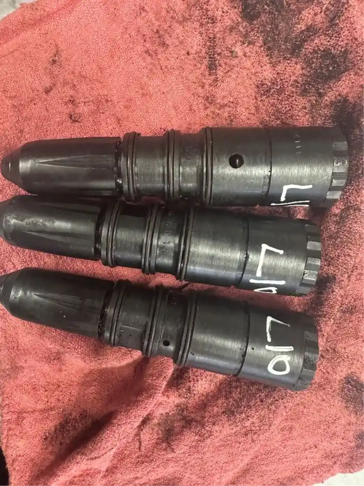 Used Cummins L10 Injector for sale | Depew New York United States ...