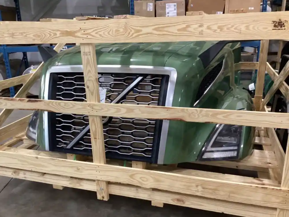 Used 2022 Volvo VNL Hood for sale | Cambridge Ontario Canada | Hoods ...