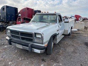Salvage 1991 Dodge D350 Pickup Full-Size Pickup For Parts | Ucon, Idaho ...