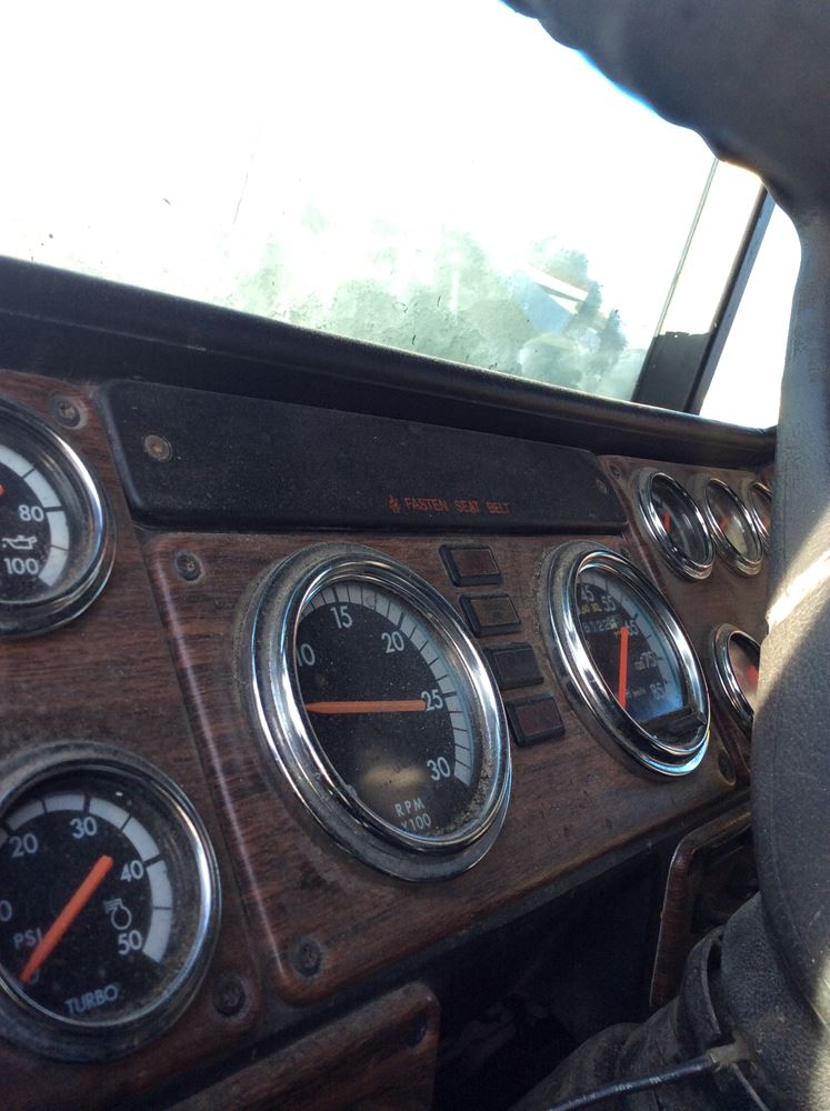 Freightliner M2 Dash Warning Lights | Shelly Lighting