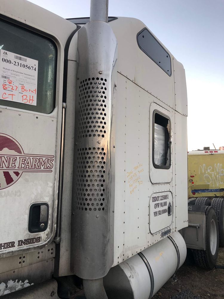 Used 2005 Kenworth T800 Sleeper Part for sale | Ucon Idaho United ...