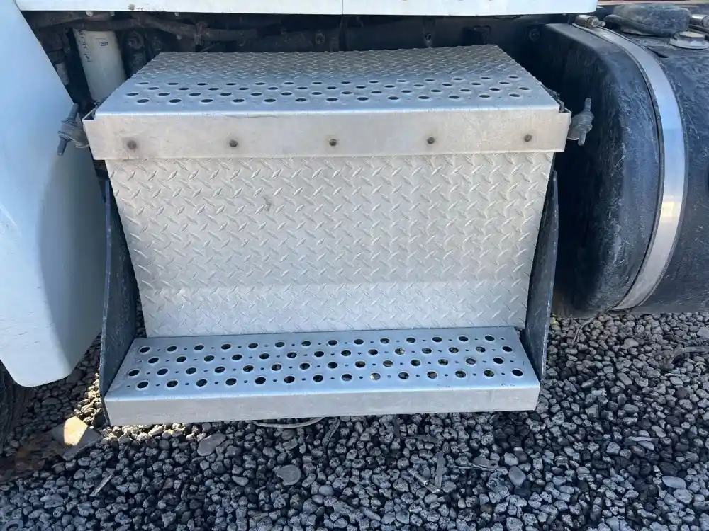 Used 2014 Kenworth T370 Battery Box for sale | Ucon Idaho United States ...
