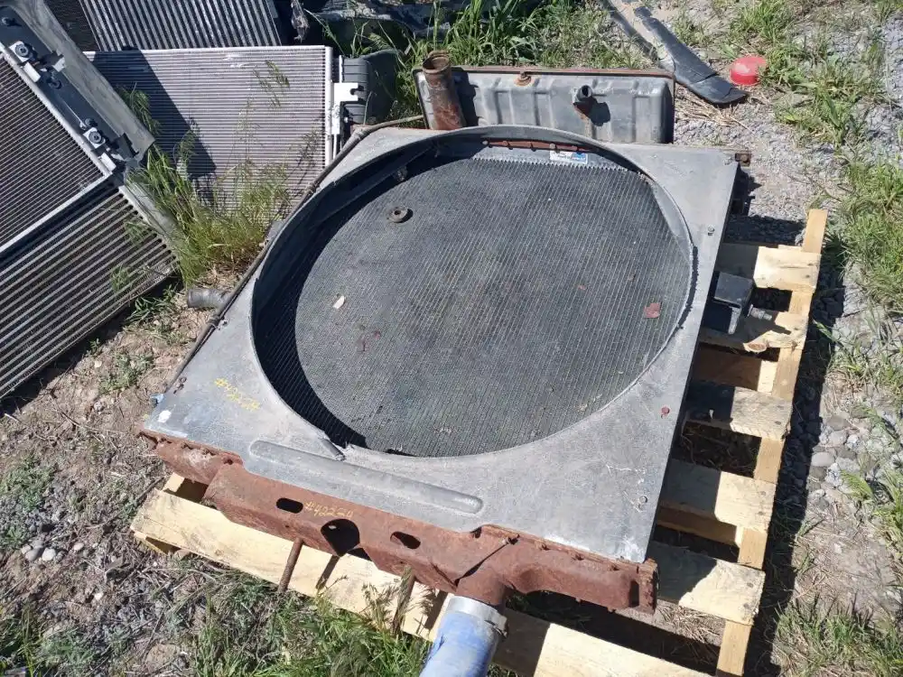 Used 2003 Peterbilt 379 Radiator for sale | Ucon Idaho United States ...