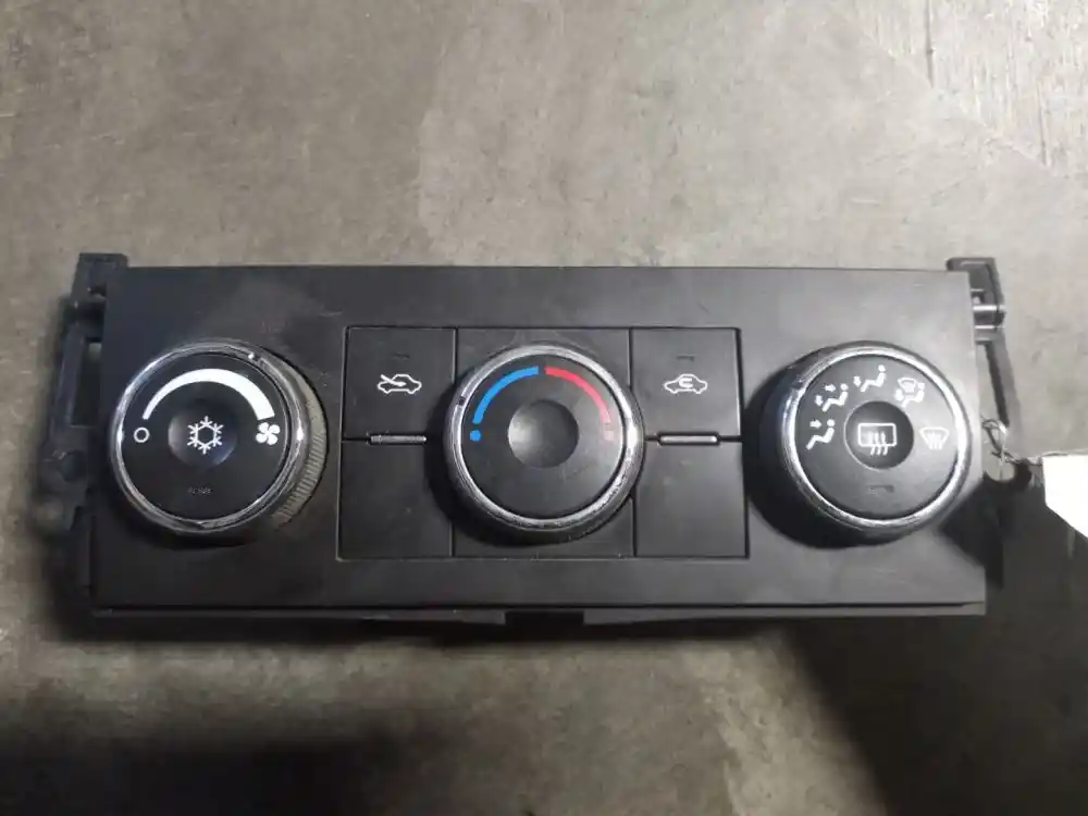 Used 2009 Chevrolet Silverado Classic Heater/AC Control Assy for sale ...