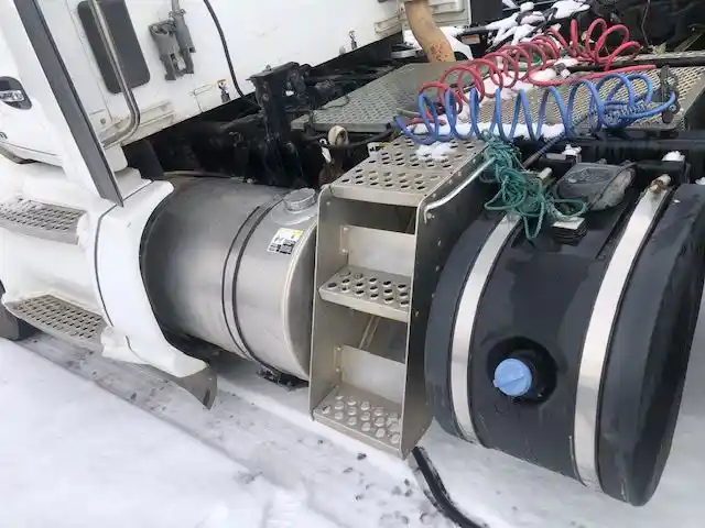 Used 2019 Kenworth T680 DEF Tank for sale | Ucon Idaho United States ...