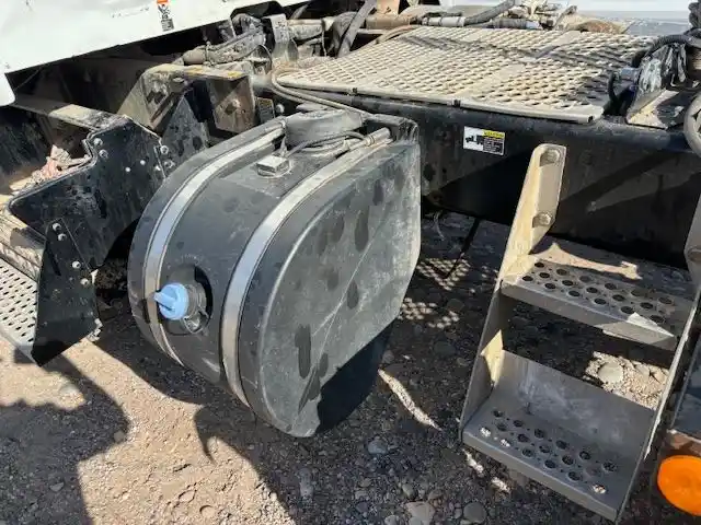 Used 2019 Kenworth T880 DEF Tank for sale | Ucon Idaho United States ...