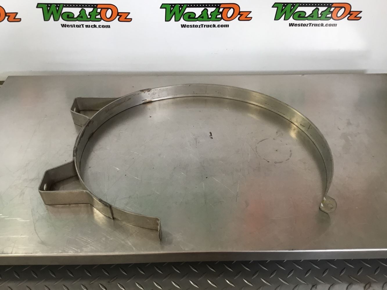 Used Universal Kenworth Air Tank Bracket for sale | Phoenix Arizona ...