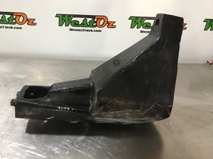 New and Used Peterbilt 379 Cab Mounts For Sale | TPI