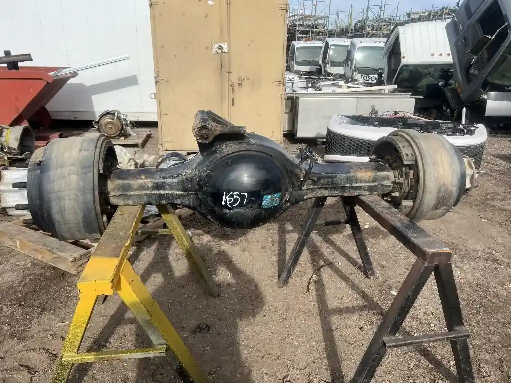 Used, Recycled, New, and Aftermarket Heavy Duty Truck Parts