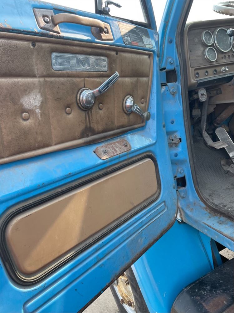 Used, Recycled, New, and Aftermarket Heavy Duty Truck Parts