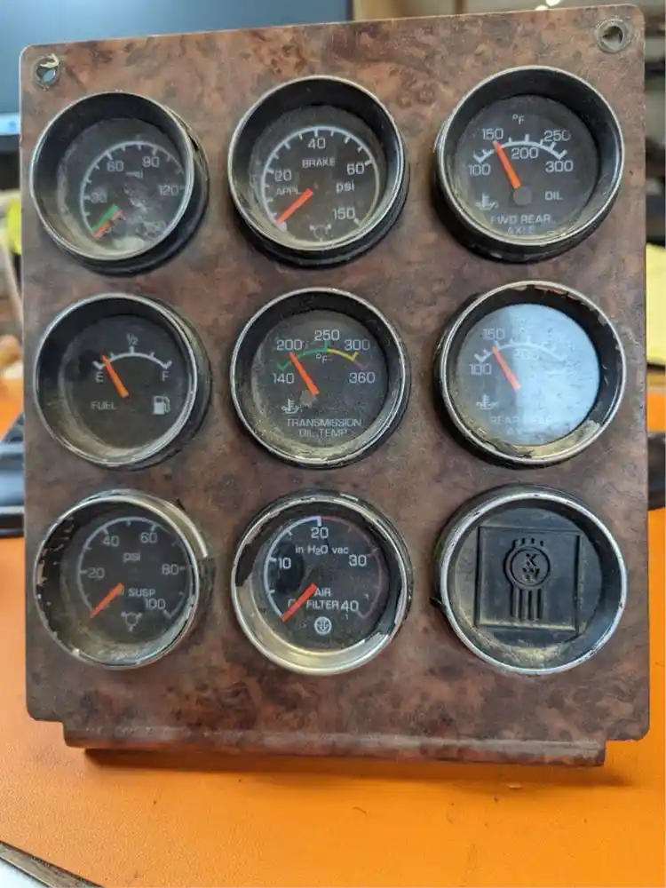 Used 1995 Kenworth T600 Instrument Cluster for sale | Winger Minnesota ...