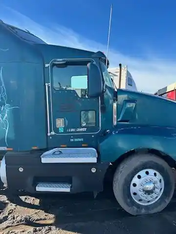 Used 1996 Kenworth T600 Door for sale | Winger Minnesota United States ...