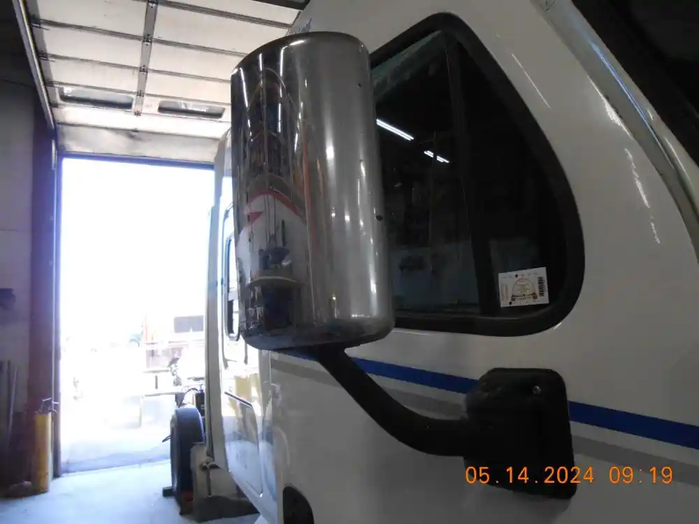 Used 2015 Freightliner Cascadia Mirror for sale | Farr West Utah United ...