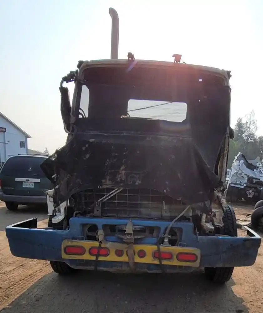 Used 2020 Volvo VHD Bumper for sale | Sturgeon County Alberta Canada ...