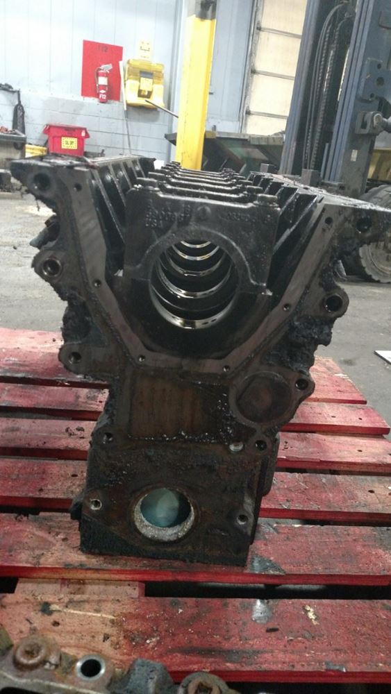 Used 2000 Cummins ISB Block for sale | KanKakee Illinois United States ...