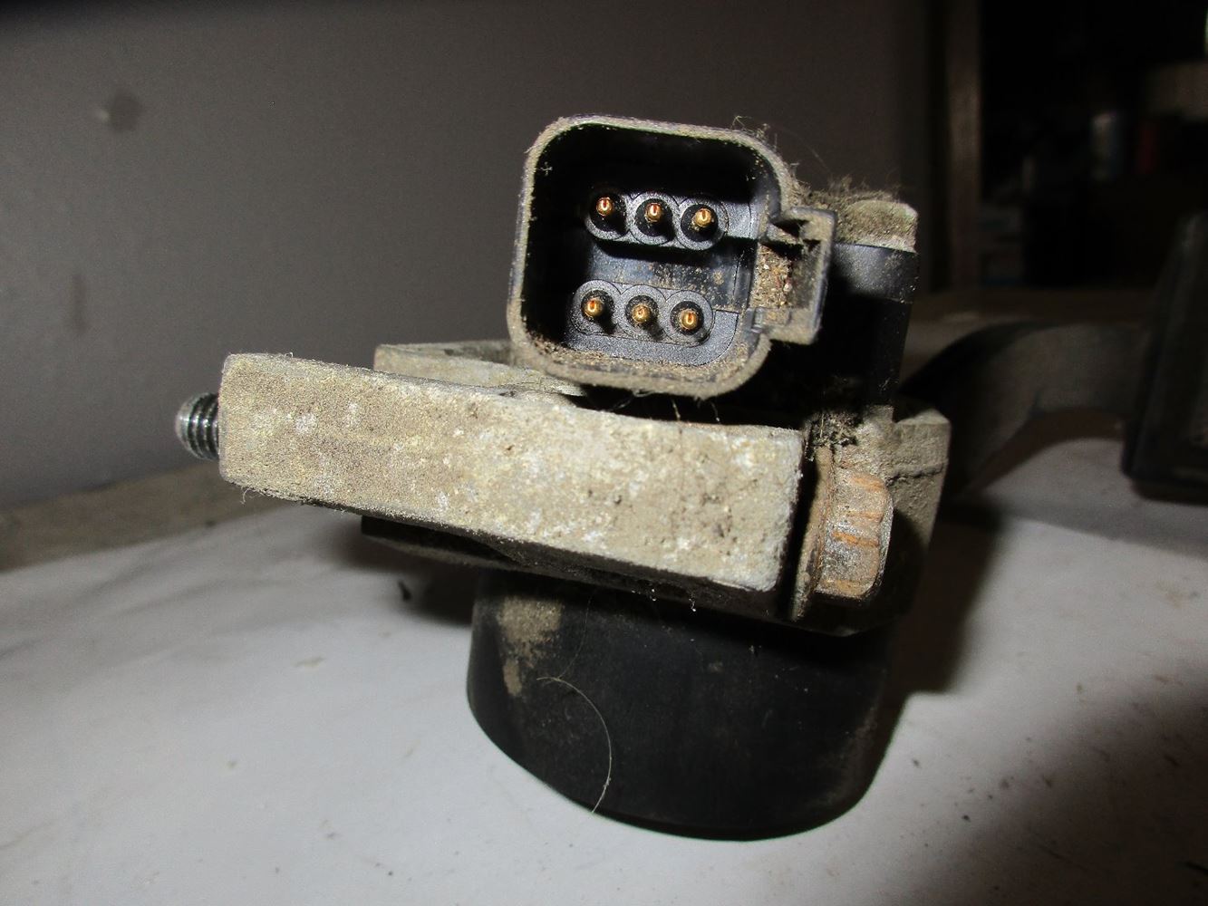 Used 2007 Volvo VNL670 Throttle Position Sensor for sale | Chamberlain ...