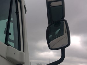 Freightliner COLUMBIA 112 Side View Mirror Heavy Truck Parts | TPI