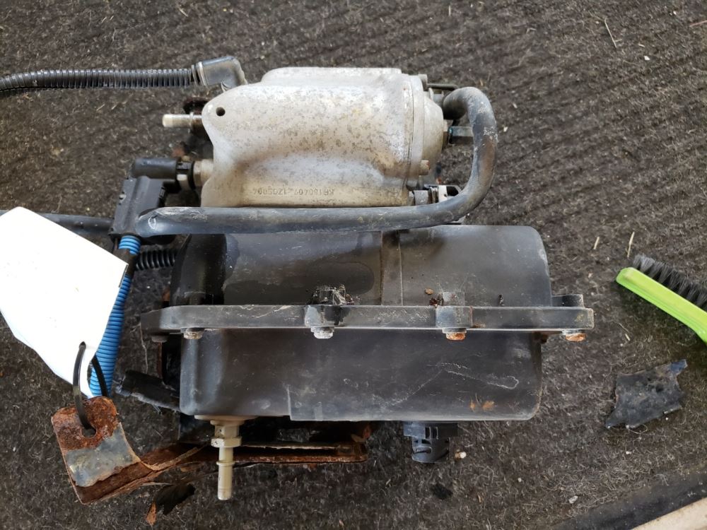 Used 2012 Freightliner Cascadia 125 DEF Pump for sale | York Ontario ...