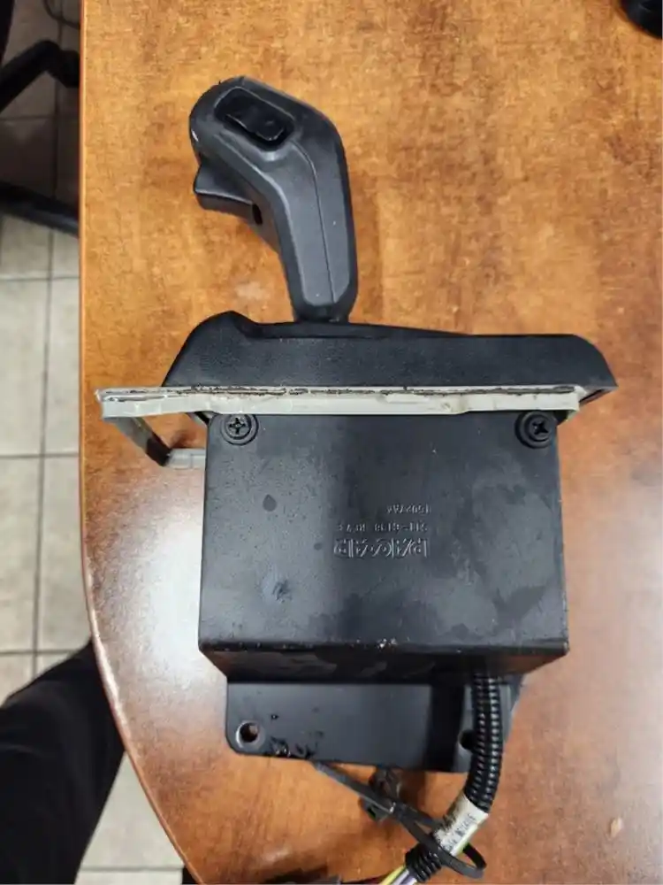 Used 2018 Eaton/Fuller FO-18E318B Automatic Shifter Assy for sale ...