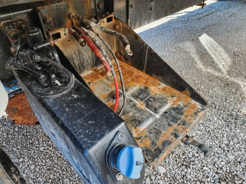 Used 2019 Freightliner M2 106 Battery Box for sale | York Ontario ...