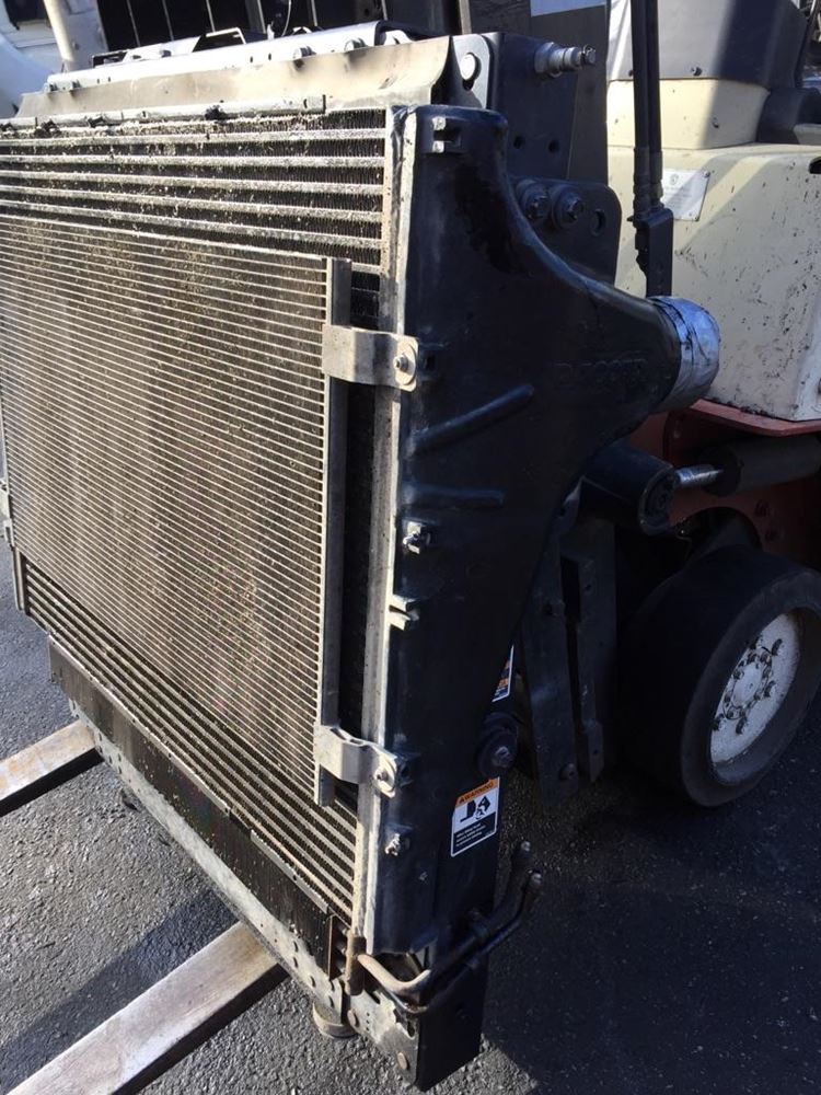 Used 2015 KENWORTH T800 Radiator for sale | Abbotsford British Columbia ...