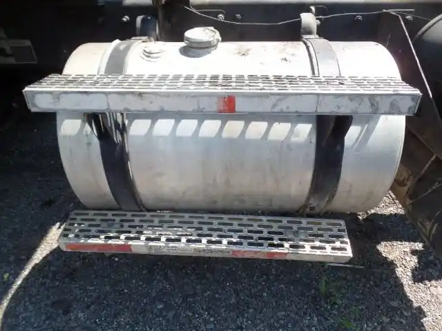 Used 2005 Mack CV713 Granite Fuel Tank for sale | Palmyra Pennsylvania ...