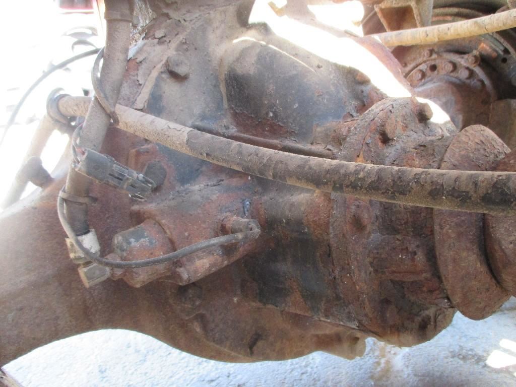 Used 1998 MERITOR RT46-160 Axle, Complete Rear for sale | Morrisville ...