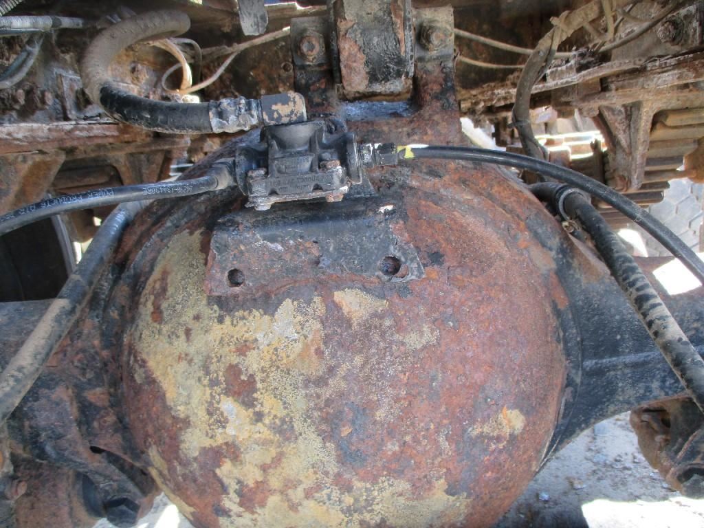 Used 1998 MERITOR RT46-160 Axle, Complete Rear for sale | Morrisville ...