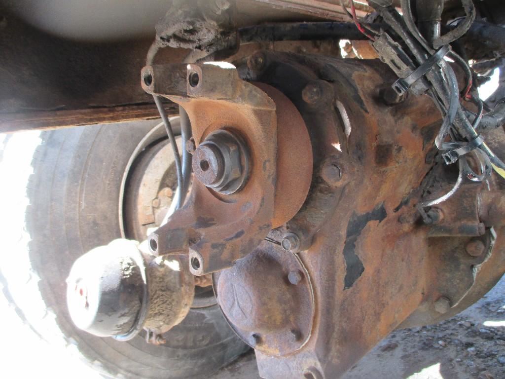 Used 1998 MERITOR RT46-160 Axle, Complete Rear for sale | Morrisville ...